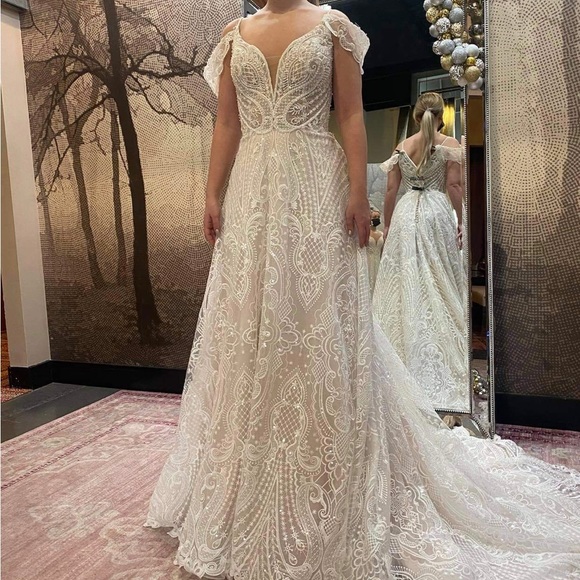 Dresses | Brand New Private Edition Wedding Dress | Poshmark